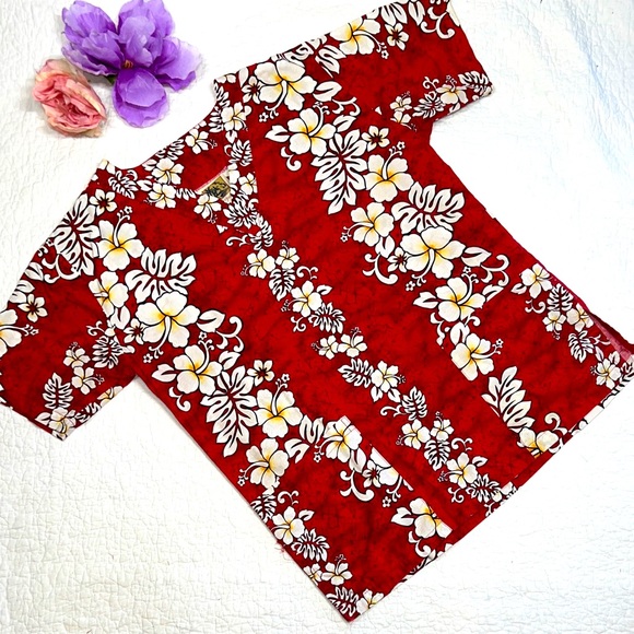 Winnie Fashion | Tops | Winnie Fashion Womens Red Made In Hawaii Floral ...